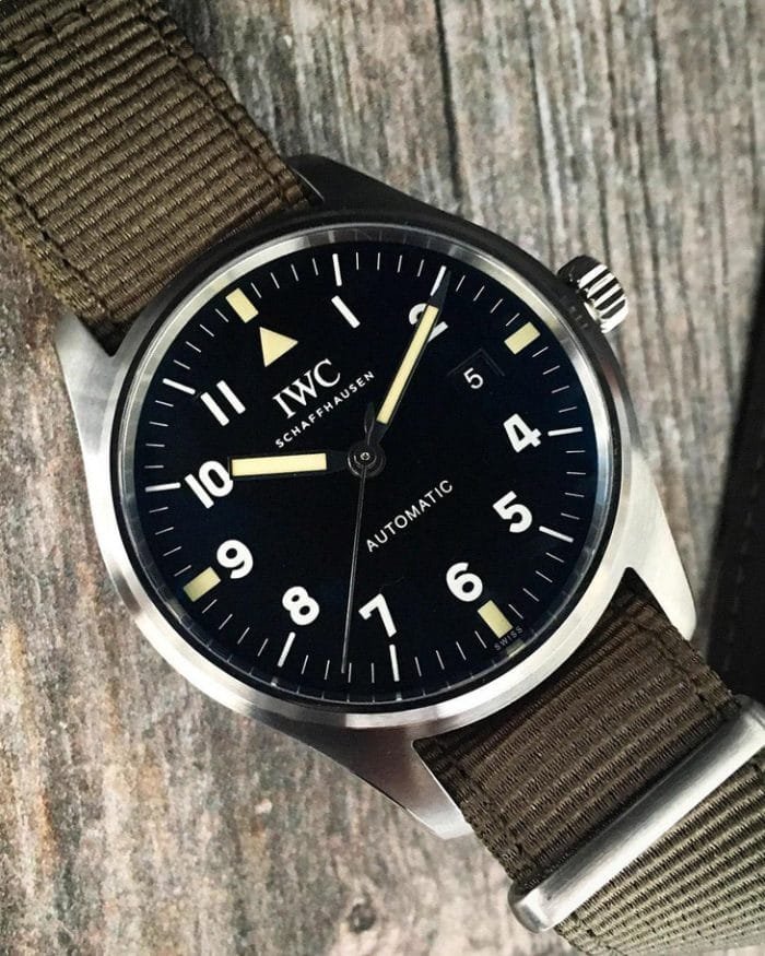 The Ultimate Guide to Watch Materials: Pros, Cons, and What to Consider ...
